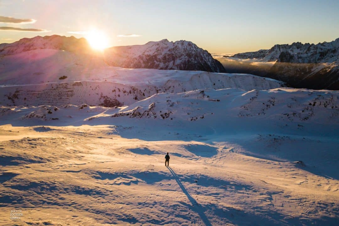 Oisans : le lac Besson depuis l’Alpe d’Huez – Alpine Mag