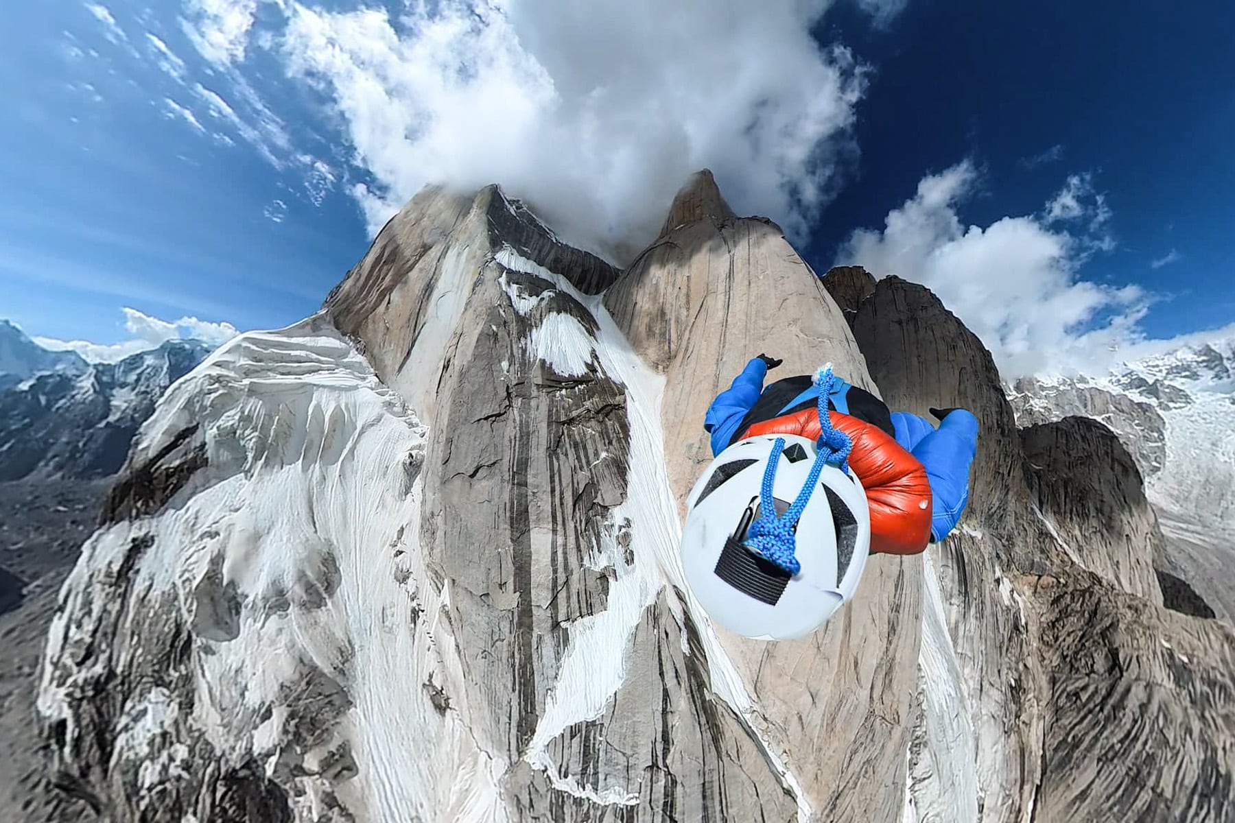 BASE jump à Trango : l’éternelle flemme d’Antoine Pecher et Éric Jamet ...