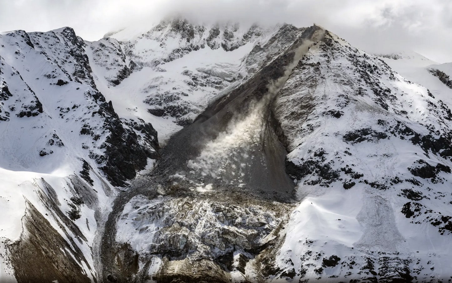 Effondrement en Valais, le village de Blatten rayé de la carte ...