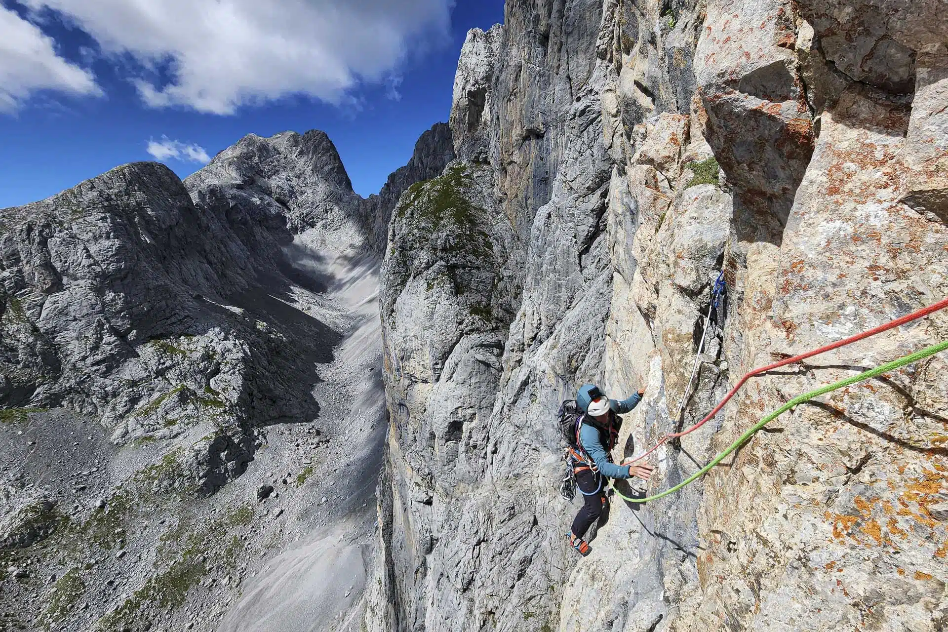 Aurélia Lanoë et Silvia Loreggian achèvent leur traversée des Alpes par ...